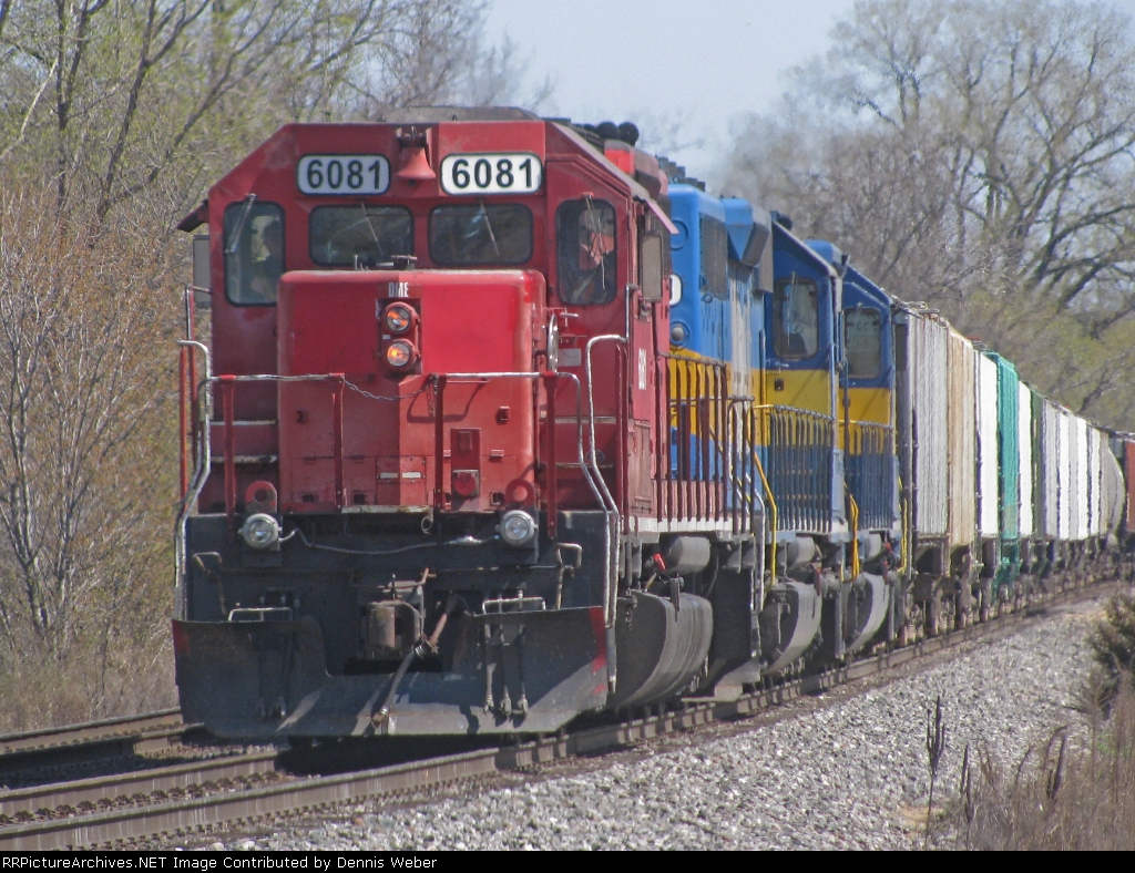 DM&E 6081, CP's River Sub.